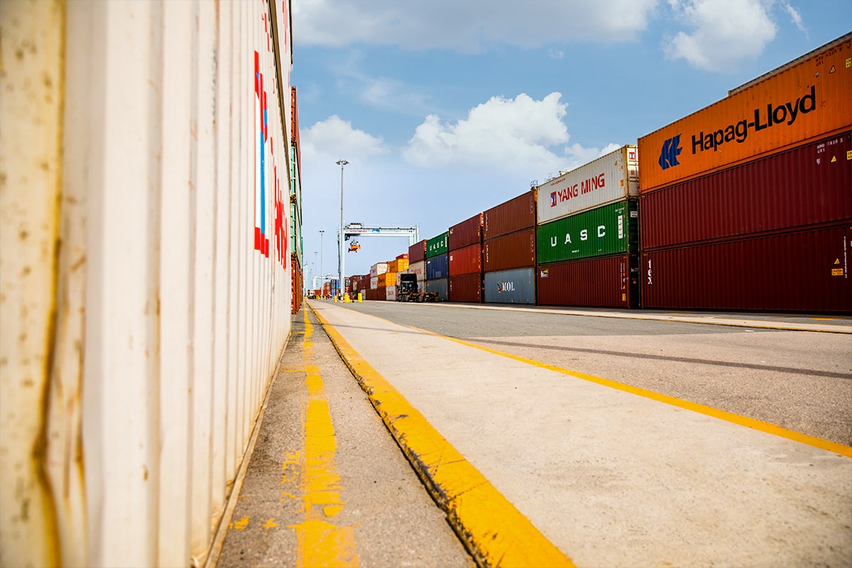 Container Terminal Solutions | RoadOne IntermodaLogistics, Inc.